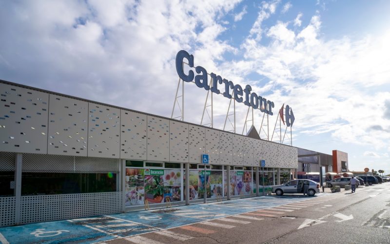 Carrefour, în fața unei achiziții de aproape 800 mil. euro în Spania ...